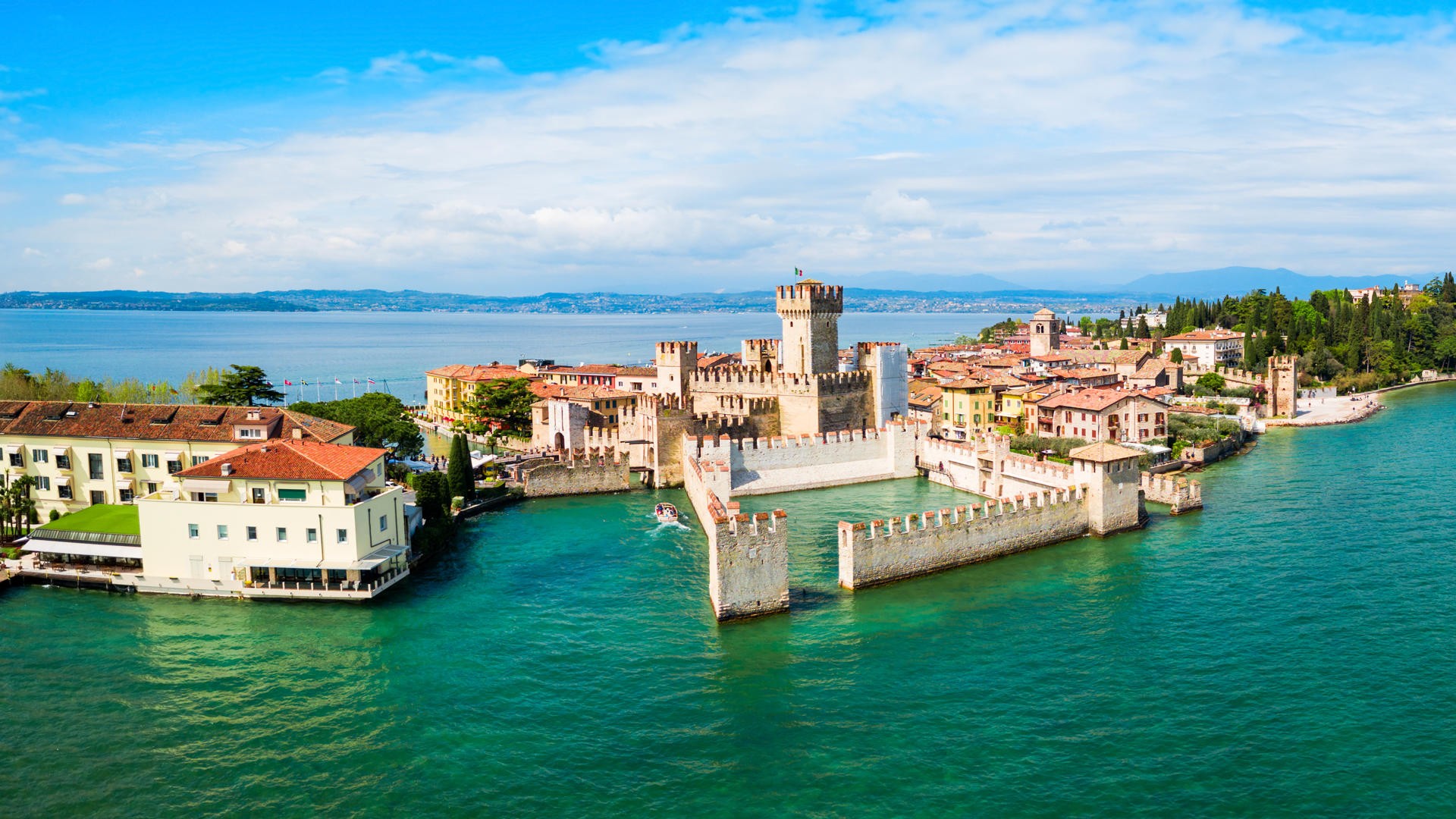 VERONA IN GARDSKO JEZERO | Turistična agencija Potepuh VERONA IN GARDSKO JEZERO | Turistična agencija Potepuh