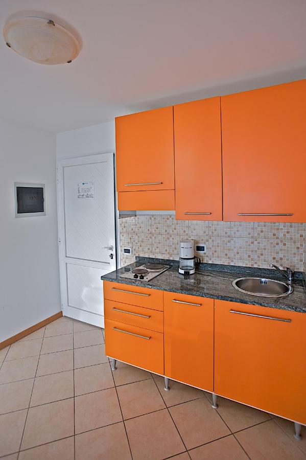 APARTMAJI SPLENDID GOLDEN ROCKS RESORT | Turistična agencija Potepuh