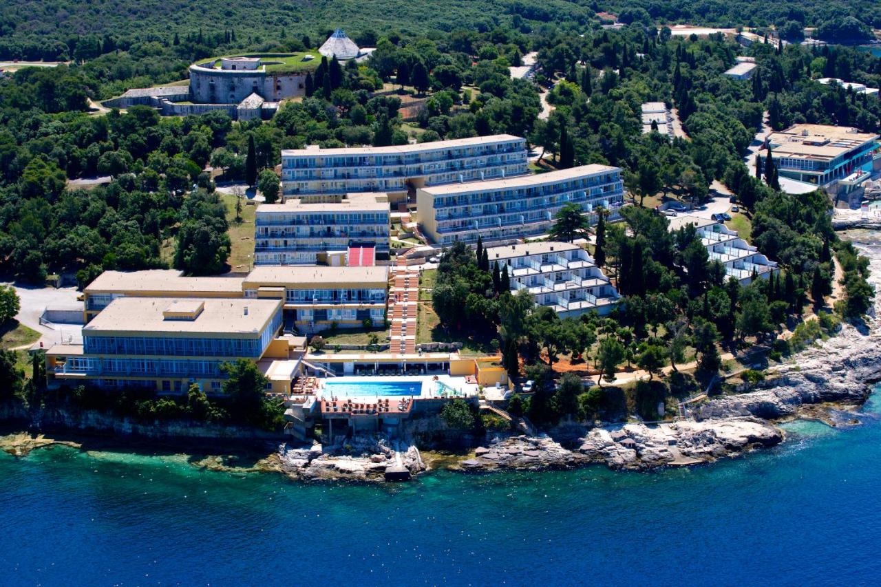 APARTMAJI SPLENDID GOLDEN ROCKS RESORT | Turistična agencija Potepuh