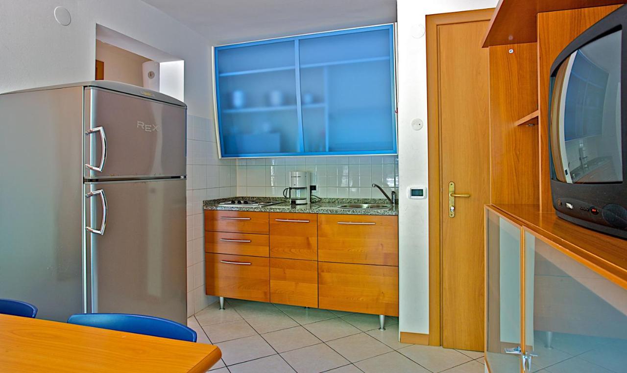 APARTMAJI HORIZONT GOLDEN ROCKS RESORT | Turistična agencija Potepuh