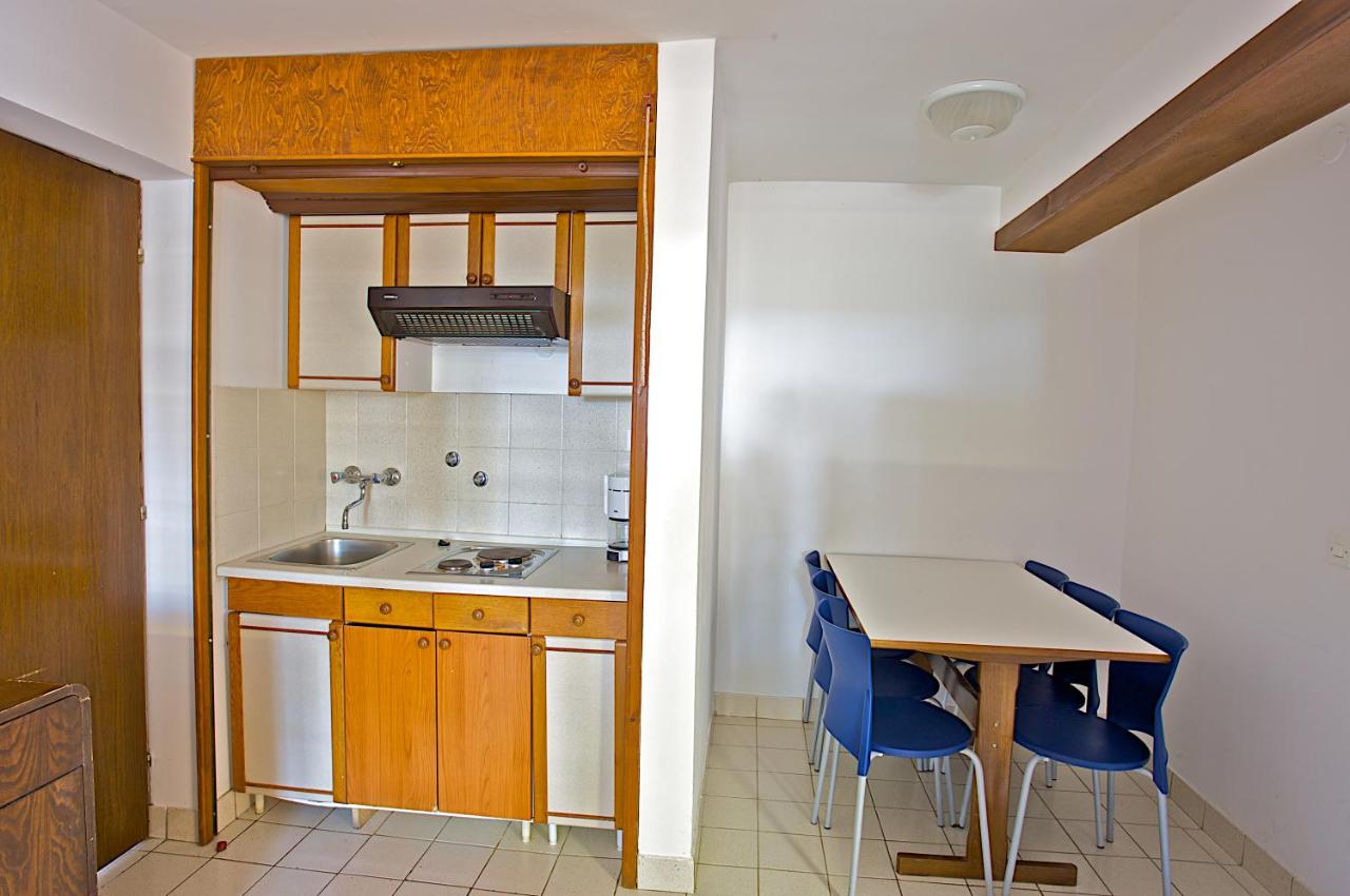 APARTMAJI HORIZONT GOLDEN ROCKS RESORT | Turistična agencija Potepuh