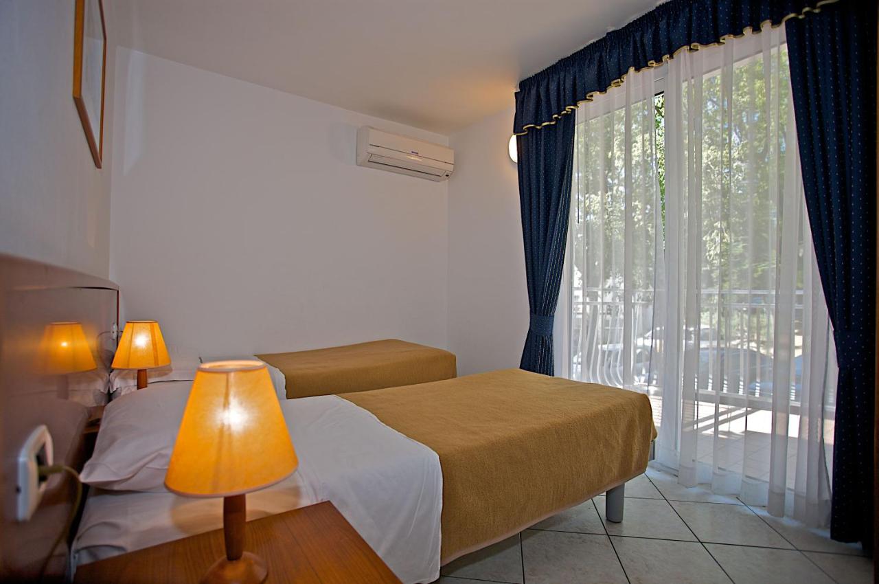 APARTMAJI HORIZONT GOLDEN ROCKS RESORT | Turistična agencija Potepuh