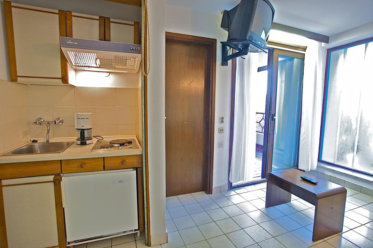 APARTMAJI HORIZONT GOLDEN ROCKS RESORT | Turistična agencija Potepuh